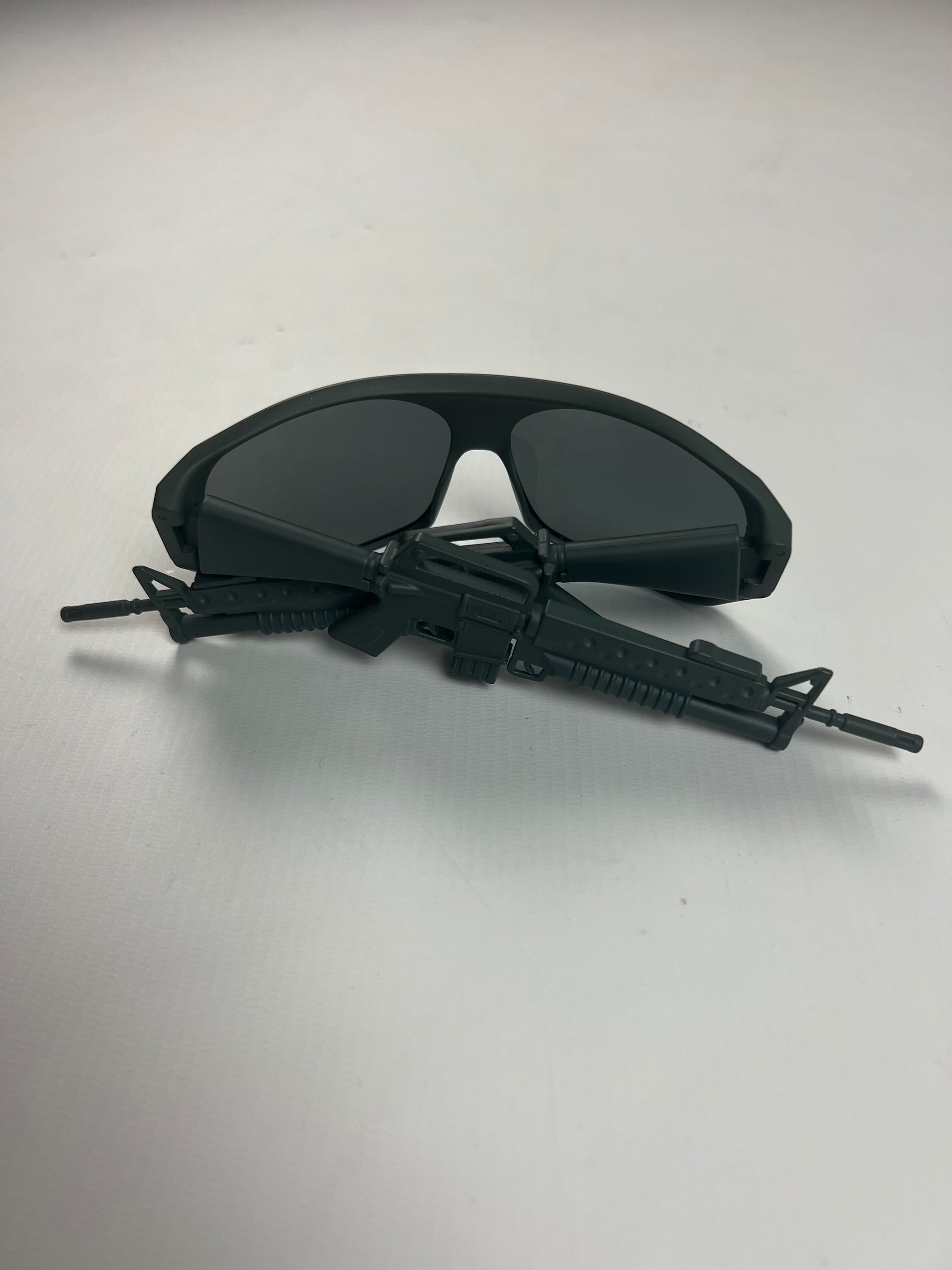 Jeremy Scott x Linda Farrow M16 Rifle Sunglasses SZ:OS – Bankofgrails